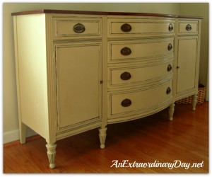 {Annie Sloan Chalk Paint} Transforming a Vintage Sideboard with Paint ...